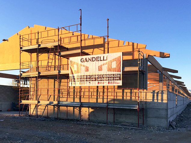 Stalla in legno a Villafalletto (CN) - Gandelli Group Gandelli Group